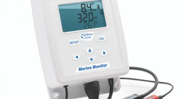Hanna Marine Monitor (pH, salinity, temp)